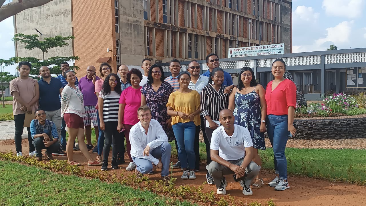 Six jours de formation sur l'évaluation d'impact dans l'antenne Madagascar de l'UMI SOURCE - UMI ...